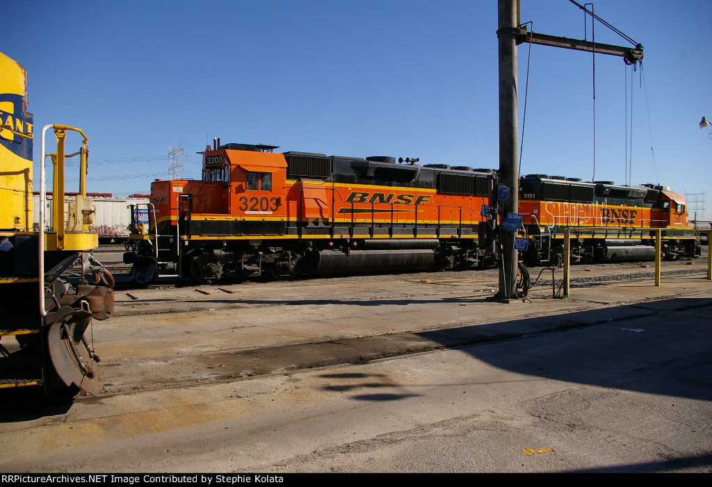 BNSF 3203